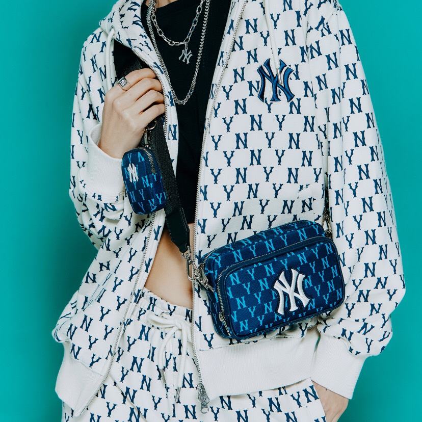 Túi MLB Monogram Dark Navy New York Yankees 3ACRS012N-50NYL