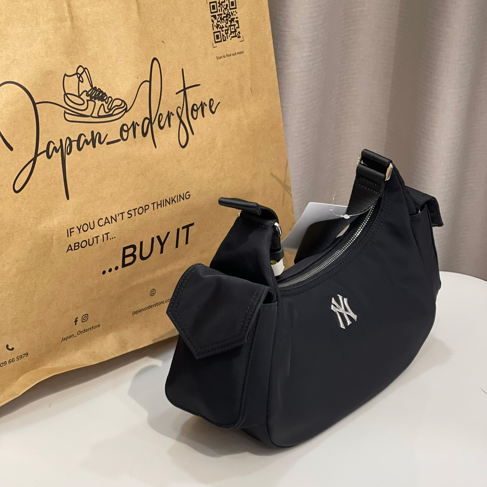 Túi MLB Nylon Cargo New York Yankees 3ABQM044N-50BKS