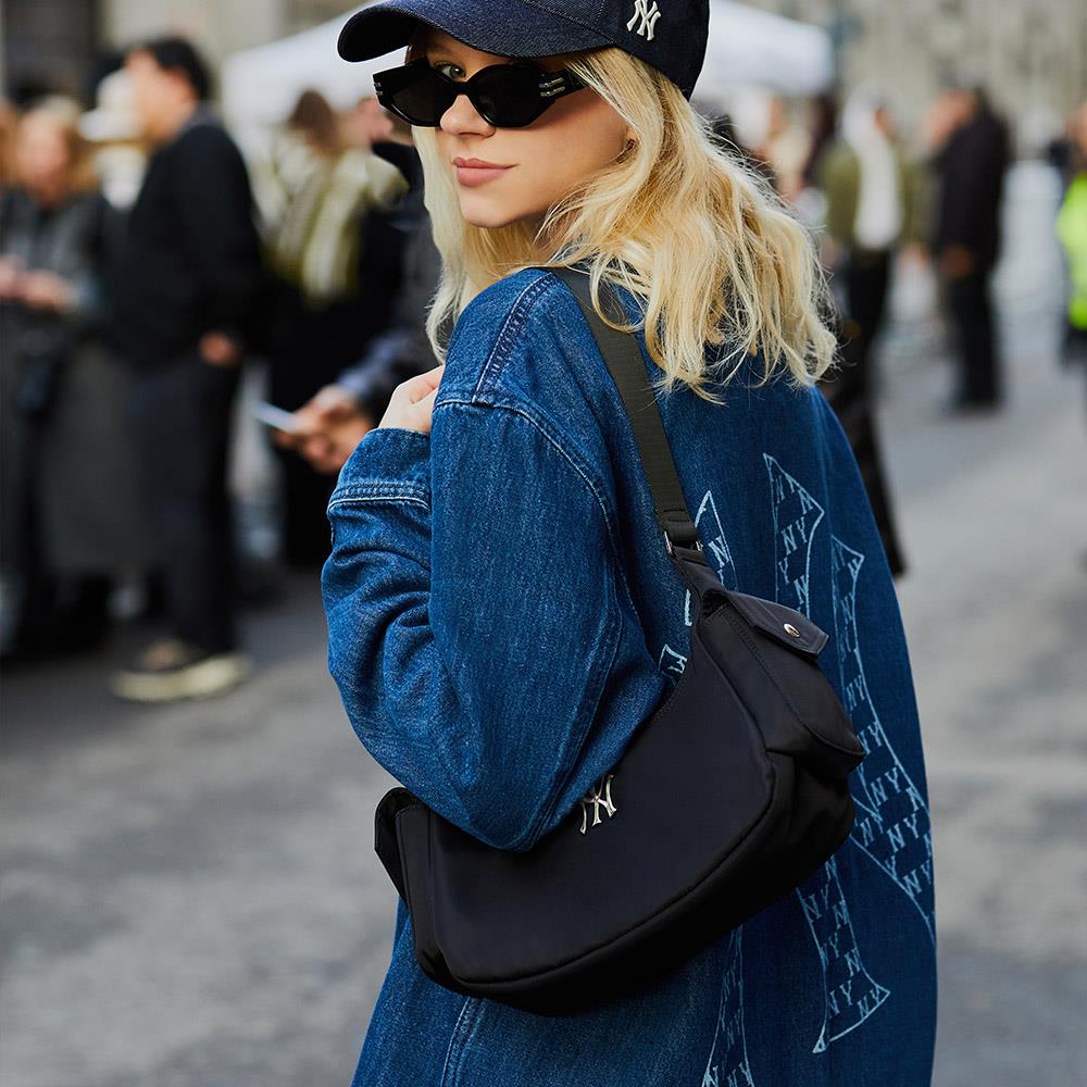 Túi MLB Nylon Cargo New York Yankees 3ABQM044N-50BKS