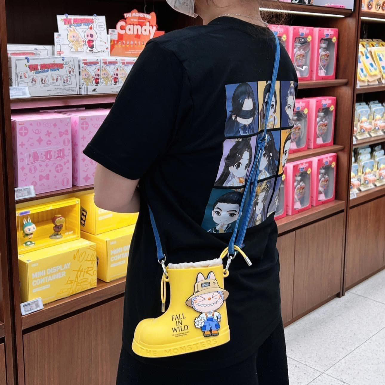 Túi ủng ngày mưa The Monsters Fall In Wild Labubu