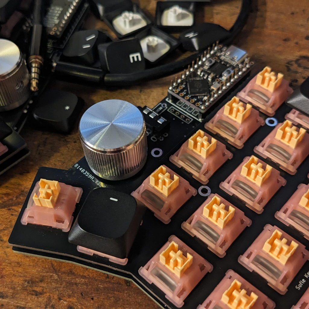 Switch Outemu Silent Peach V3 | Kicap