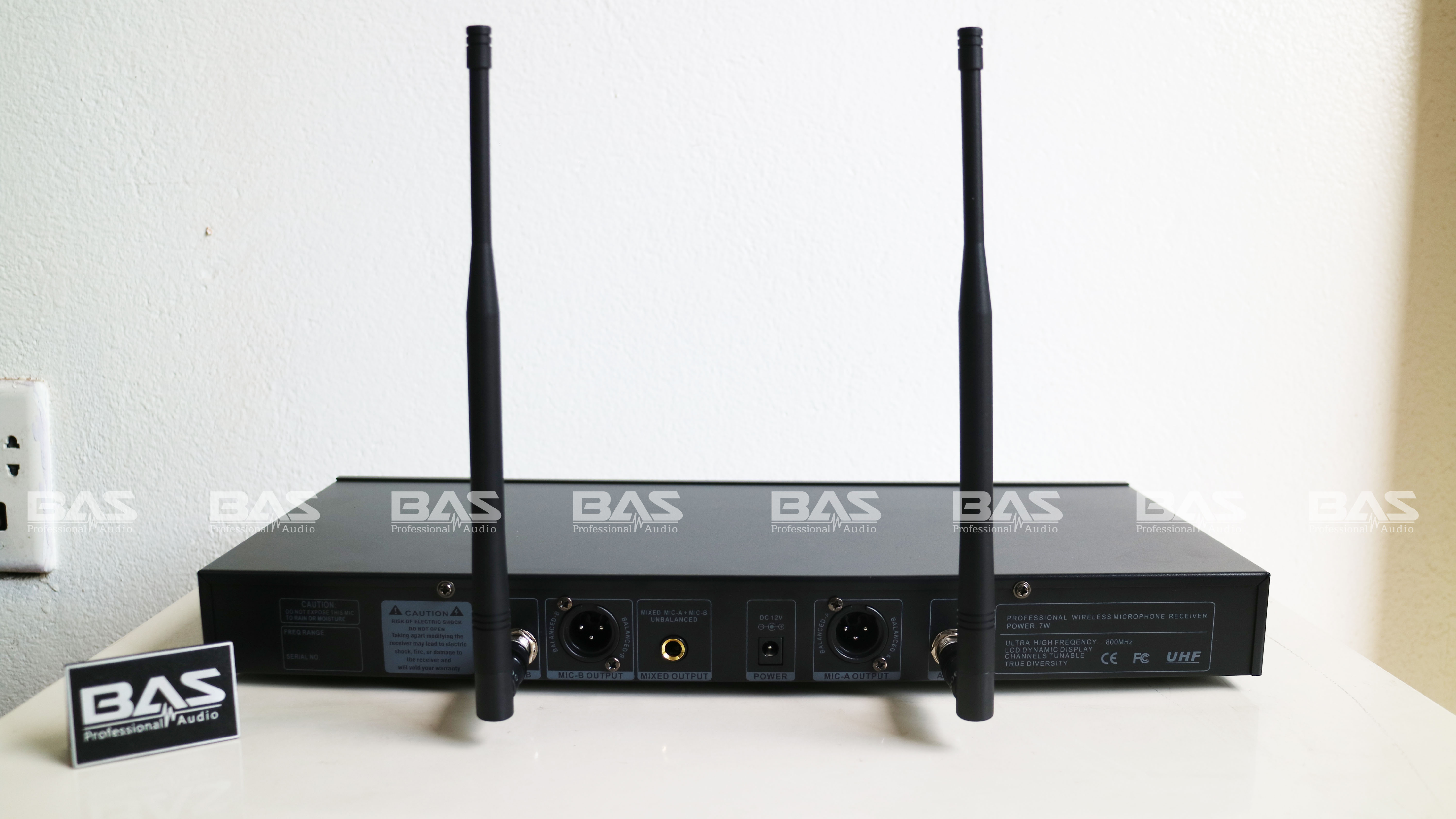 Micro không dây AAP K8600, mic hát karaoke chuyên nghiệp | BAS Audio - Showroom âm thanh lớn ...