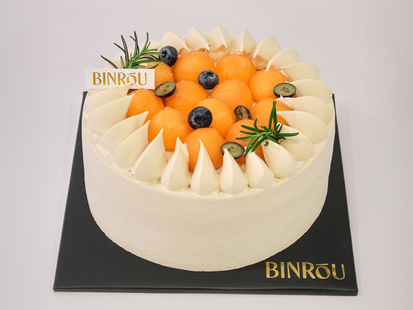 MOUSSE TRÀ GẠO RANG DƯA LƯỚI | Tiệm bánh Binrou