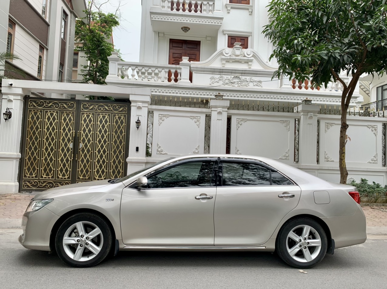 Toyota Camry 2.5Q 2014 (đã bán) | Ecoauto - Chuyên mua bán, trao đổi ...