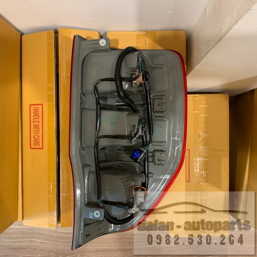 [Chính hãng] Đèn hậu Ford Ranger XLS , XLT 2013 - 2020 lòng trắng ...