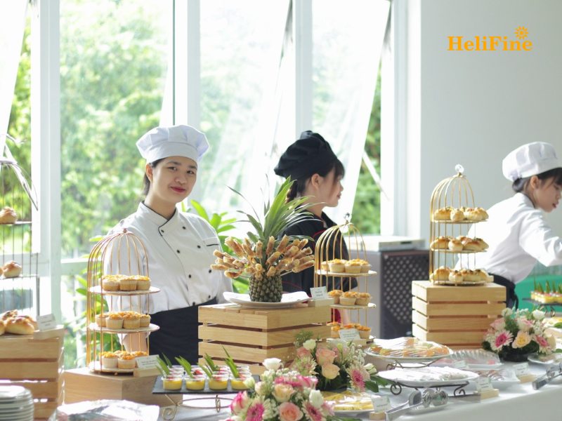 Quy trình phục vụ tiệc buffet chuyên nghiệp nhất 2026 | HeliFine