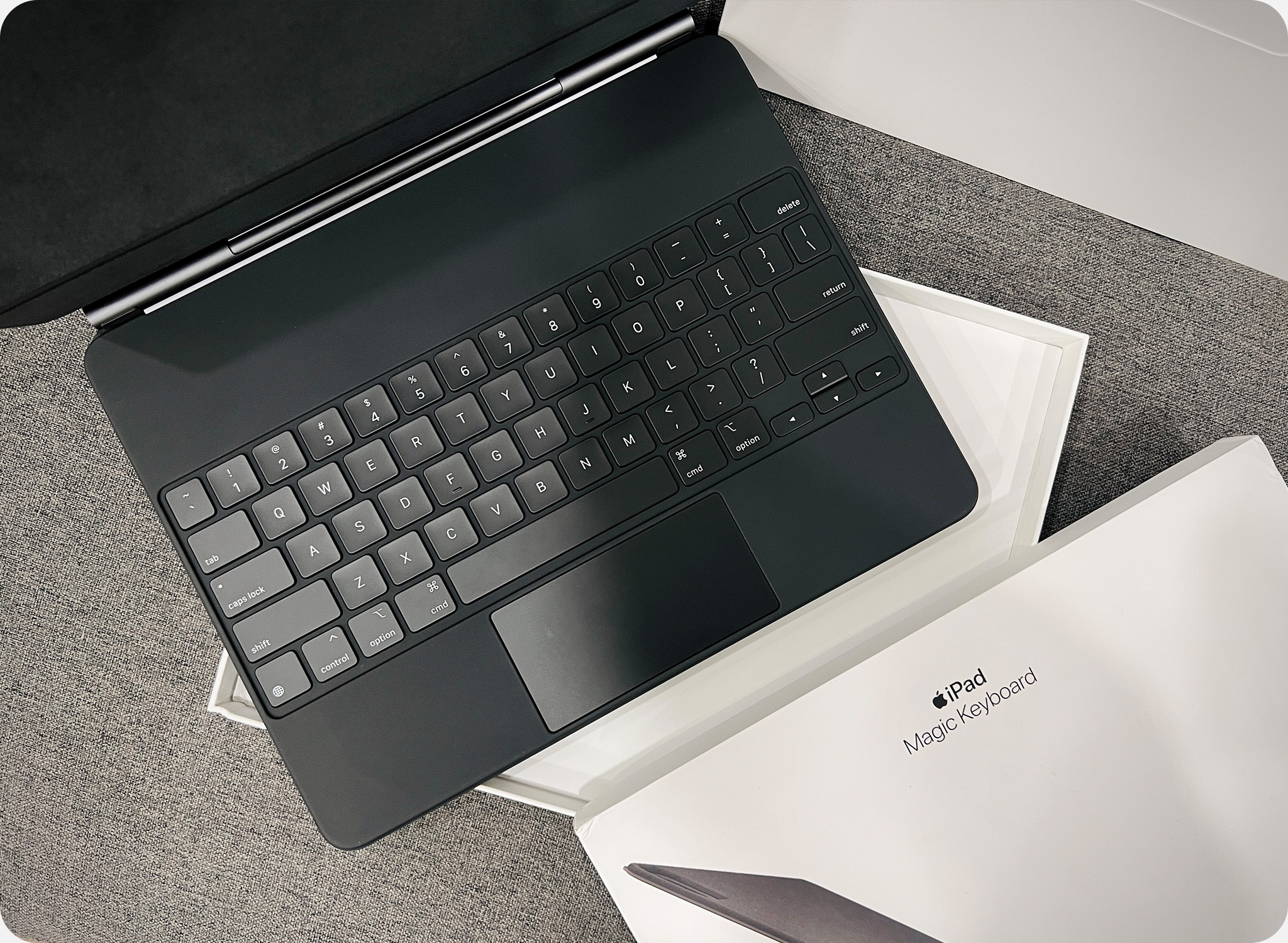 Bàn phím Magic Keyboard iPad Pro 11 inch 2022 (Like New) Reseller.com ...