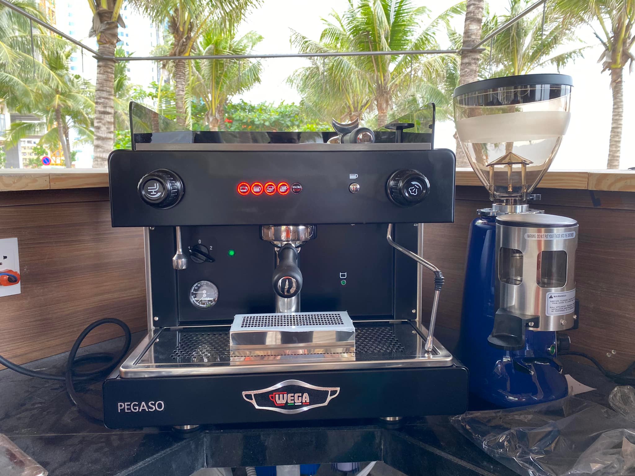 MÁY PHA CÀ PHÊ WEGA PEGASO 1 GROUP - Mạnh mẽ, ổn định và an toàn. | Fin Coffee