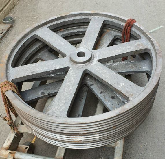 Puly gang 5 rãnh B đường kính 250mm - honghavina.com