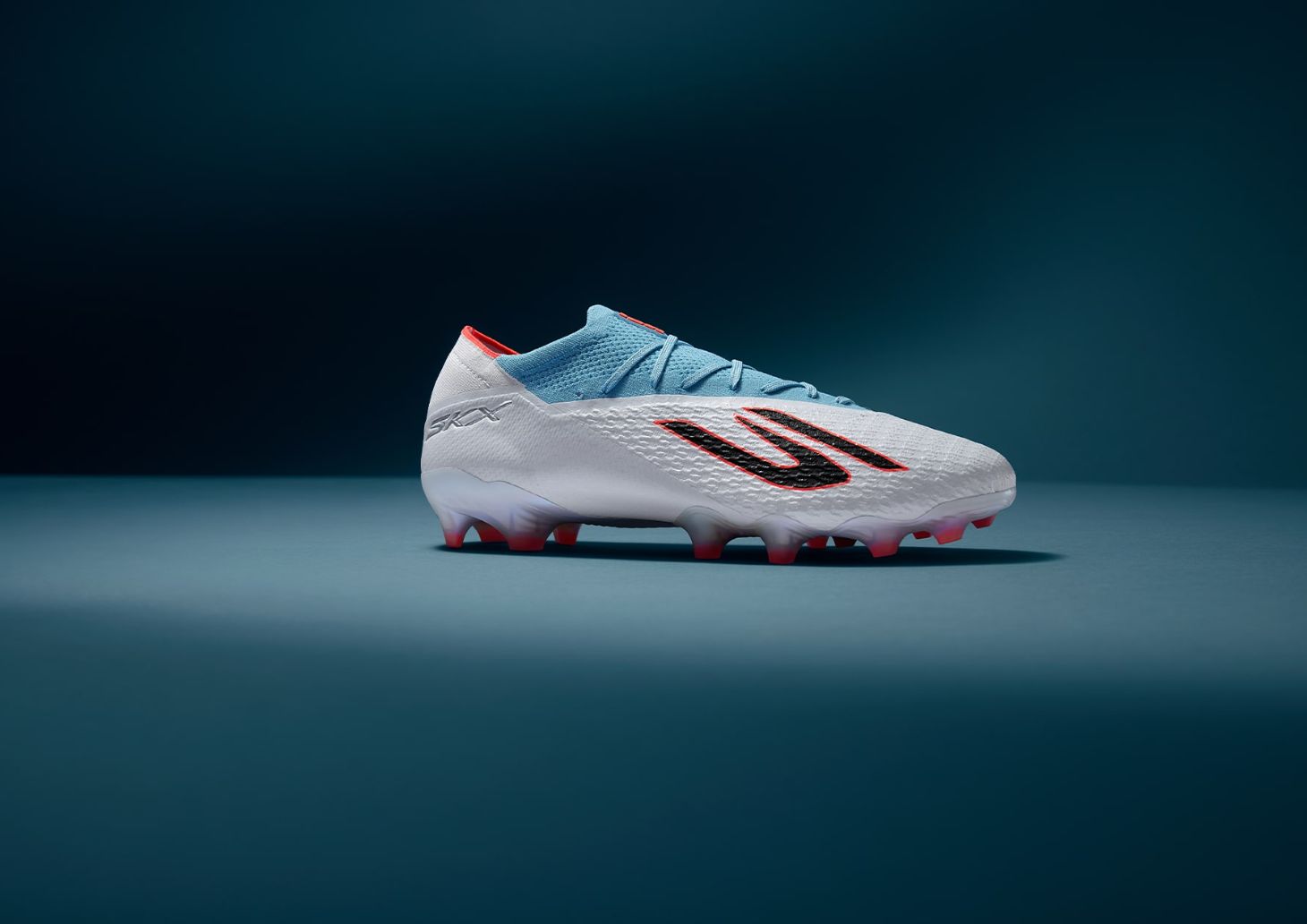 Skechers ra mắt thế hệ SKX mới trong bộ sưu tập 'Control' mới nhất