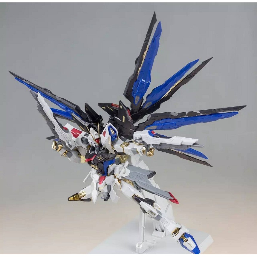 Mô Hình Lắp Ráp Gundam Daban MG Strike Freedom Ver MB 8802 kèm Base và ...