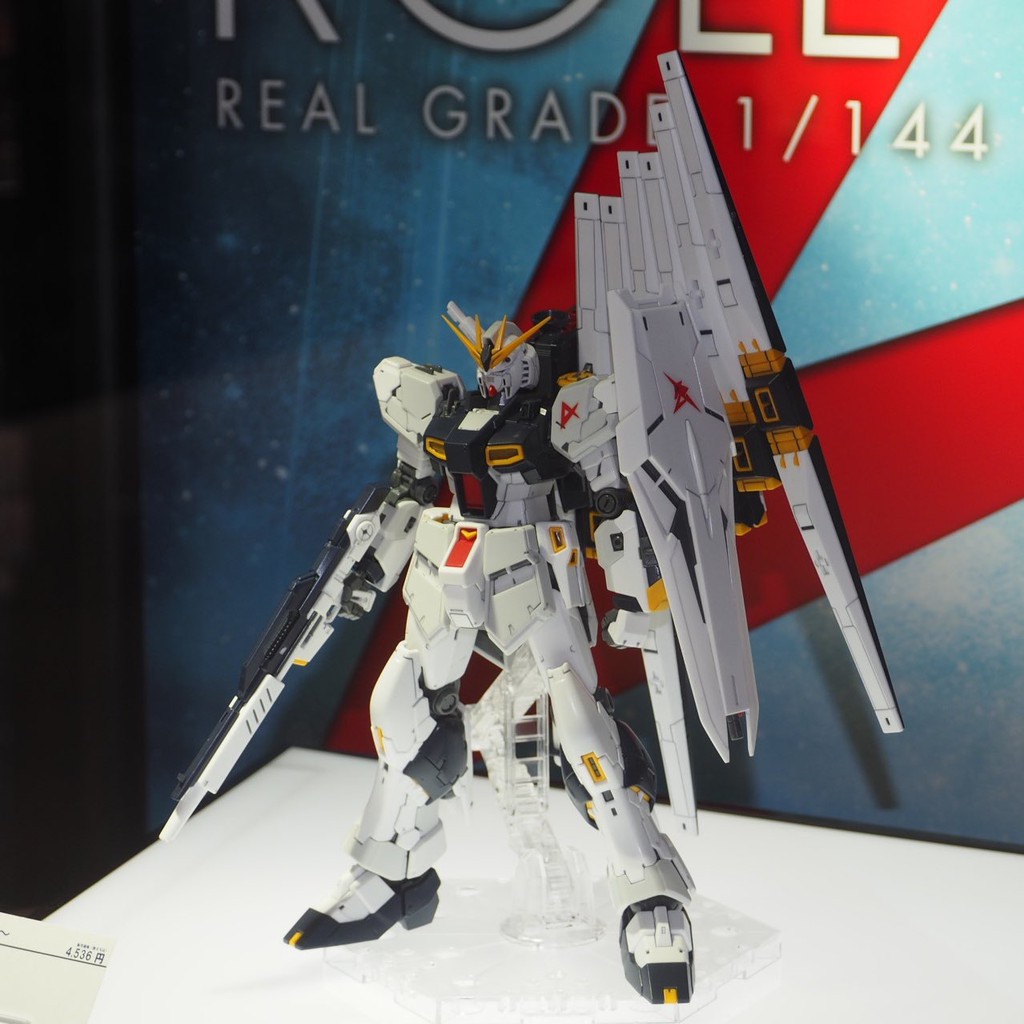 MÔ HÌNH GUNDAM BANDAI RG 32 1/144 RX-93 NU GUNDAM GUNDAM UC
