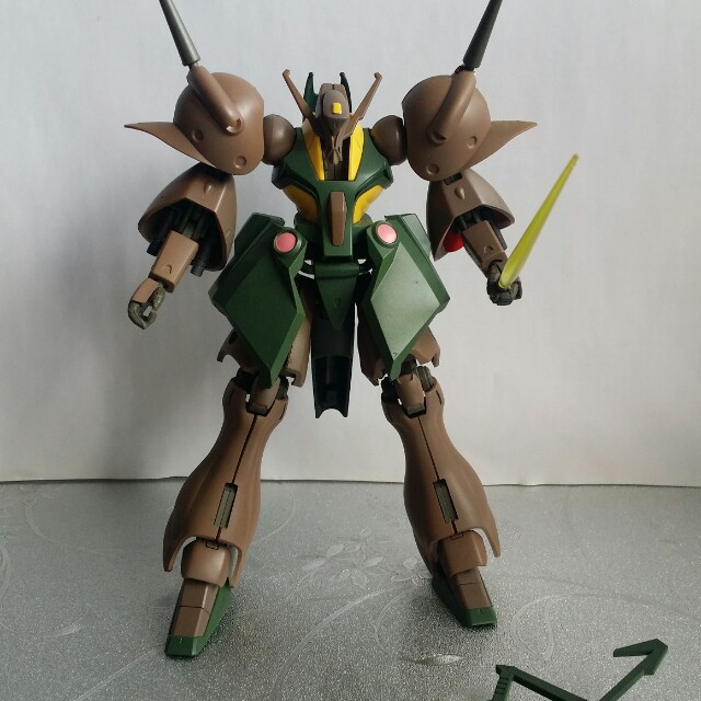 Mô hình Gundam HG RX-110 Gabthley Bandai