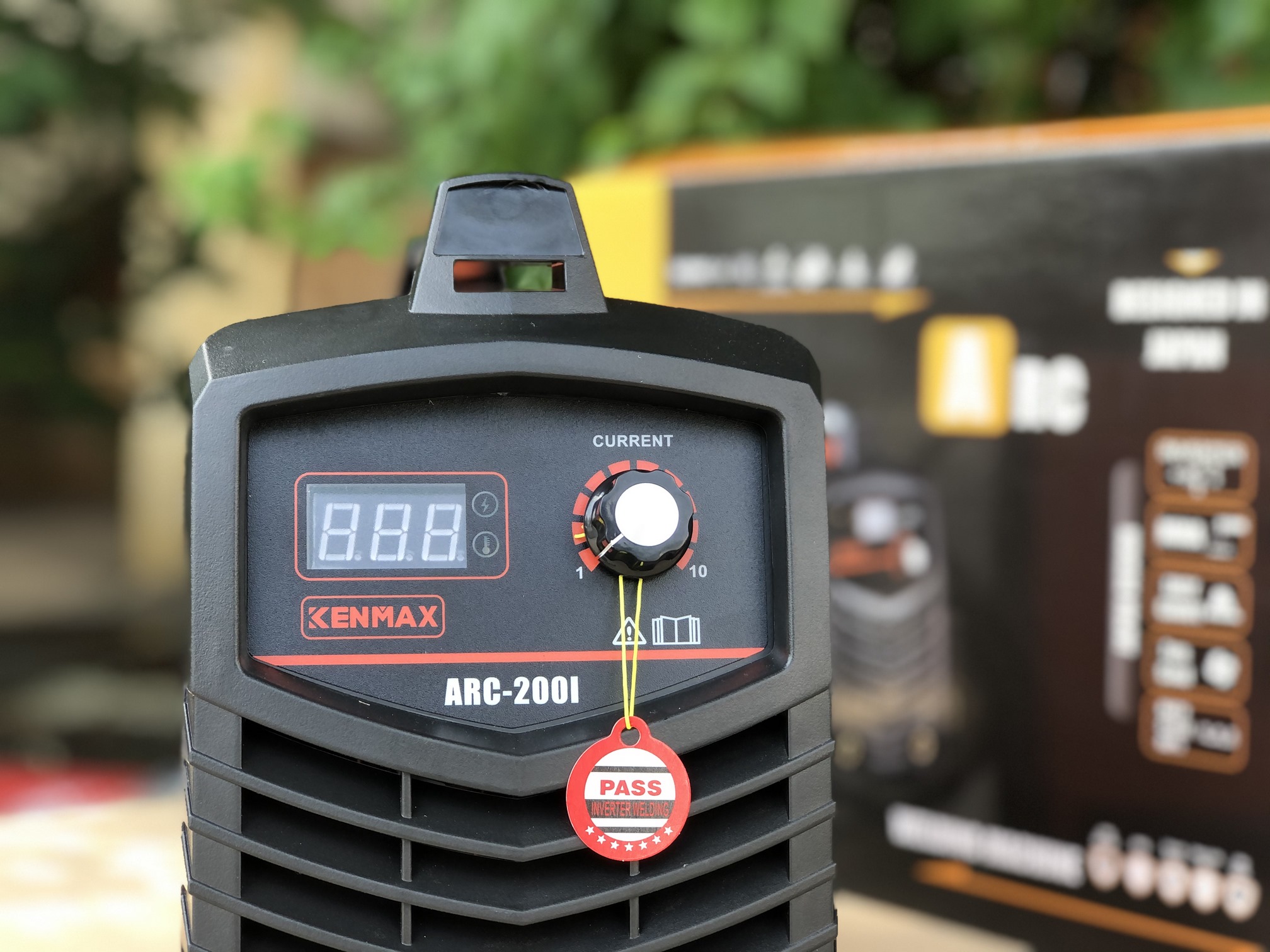 Máy hàn điện tử KENMAX | ARC-200I | TNT VIỆT NAM