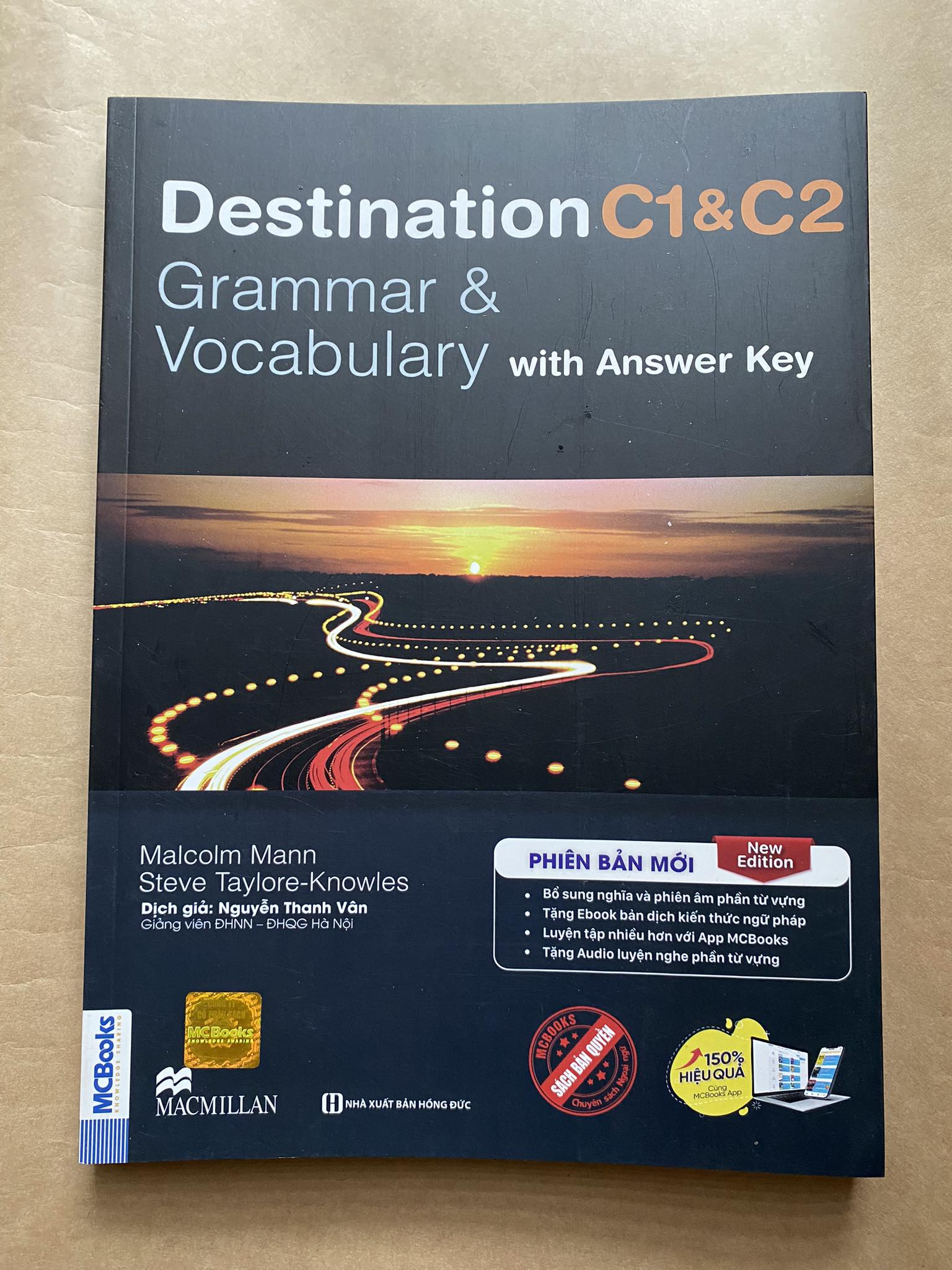 Destination C1 And C2 - Grammar And Vocabulary with Answer Key