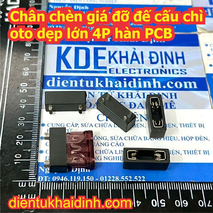 Chân chèn giá đỡ đế cấu chì oto dẹp lớn 4P hàn PCB kde8009