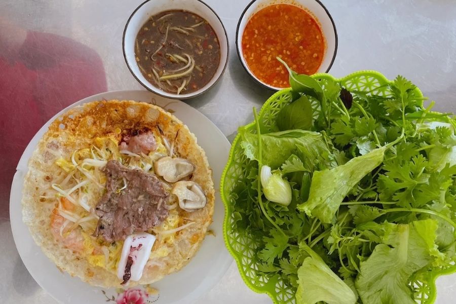 Thưởng thức vị bánh xèo Phú Yên và 10 quán ngon nhất xứ Nẫu