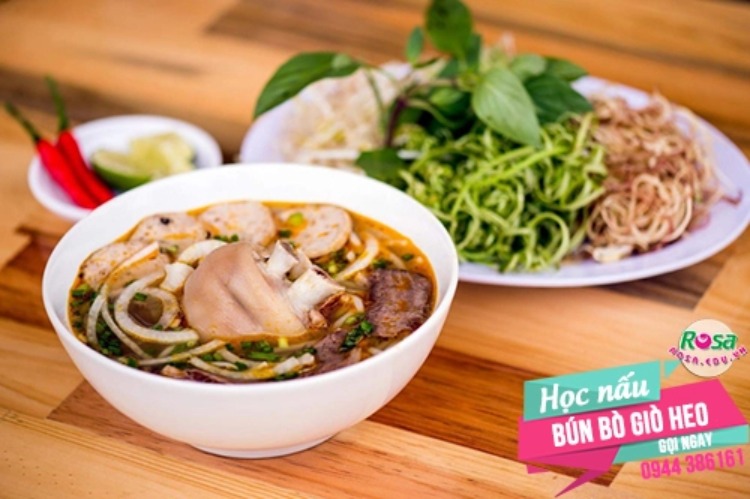 Chuyên đề học nấu BÚN BÒ HUẾ - BÚN BÒ GIÒ HEO đủ vị 3 miền Bắc - Trung ...