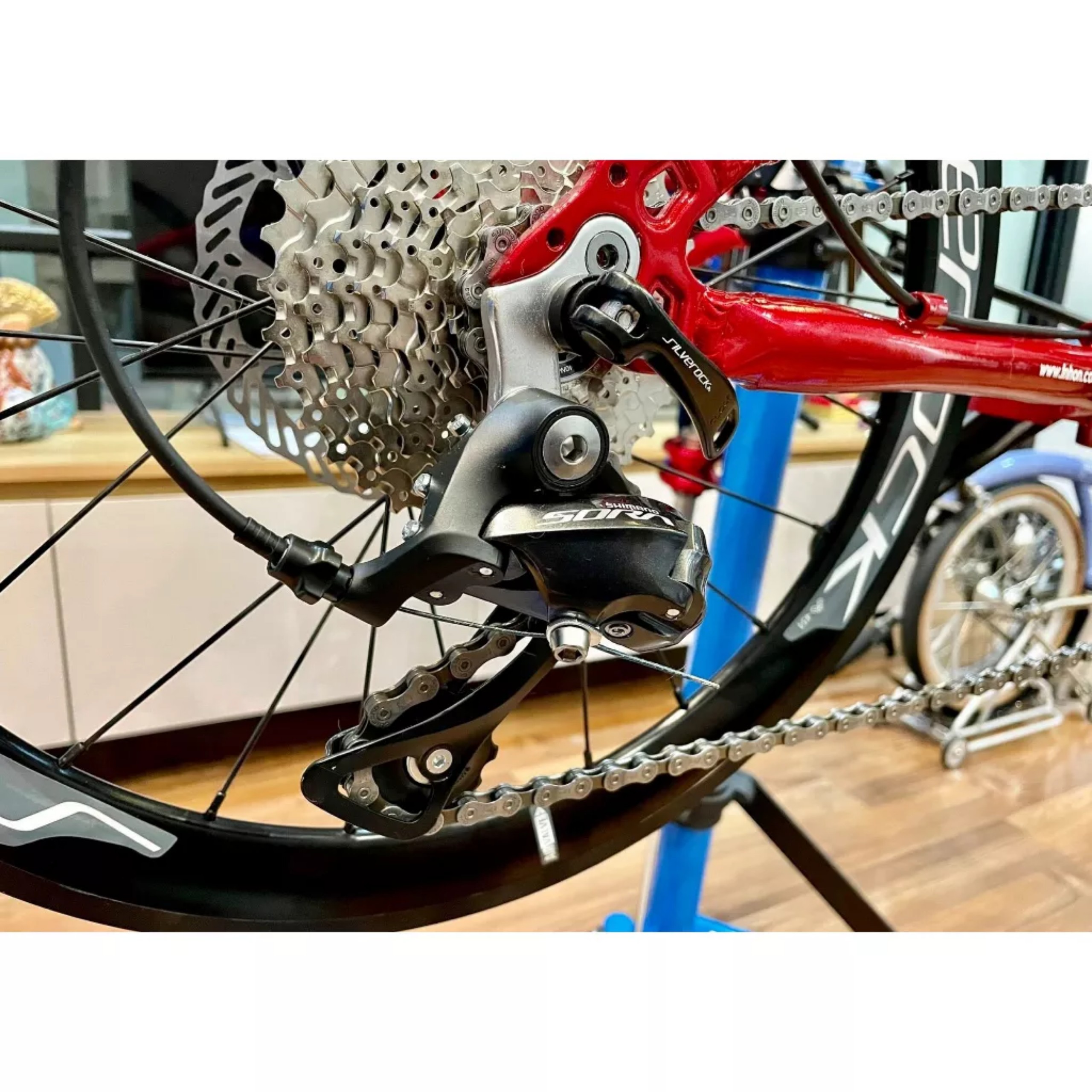 Củ Đề Xe Đạp SHIMANO SORA RD-R3000 Ss Và Gs