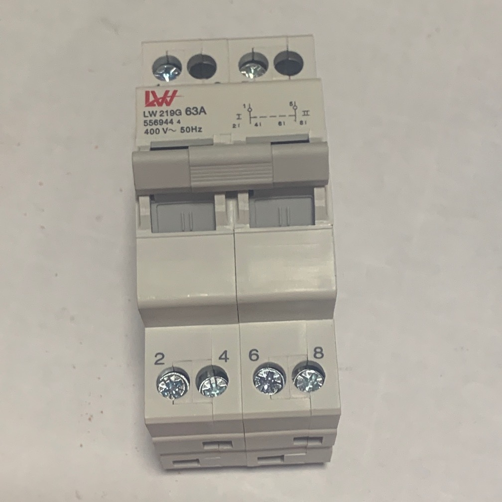 Át đảo chiều 63A LW ats 2p 63A- dùng cho nhà có 2 nguồn điện | Giải Pháp Chung