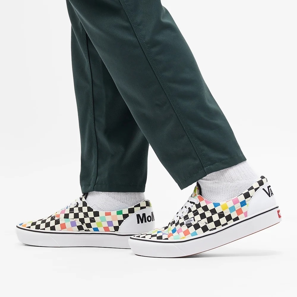 VANS Việt Nam | Giày VANS X MOMA COMFYCUSH ERA MOMA BRAND VN0A3WM91PJ