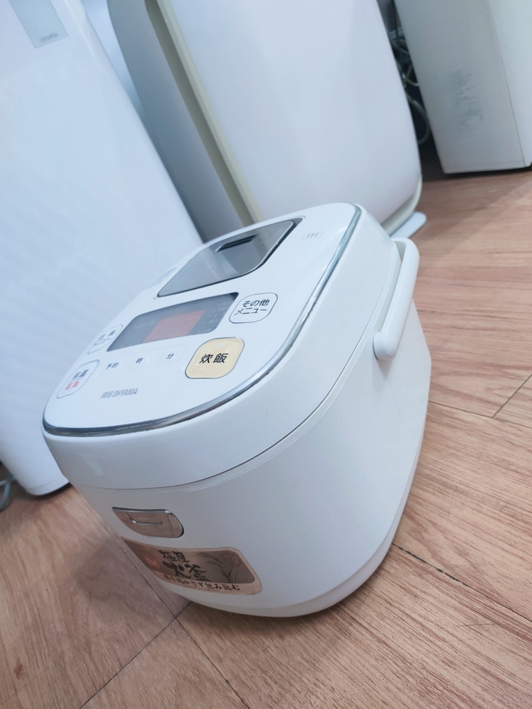 Nồi cao tần IH IRIS OHYAMA 1L màu trắng siêu đẹp | dienlanhtrungdung.com