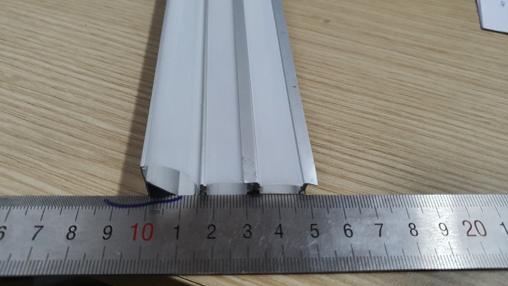 THANH NHÔM ĐỊNH HÌNH CHO LED GÓC VUÔNG V30x30mm | GHEN BÁN NGUYỆT ...