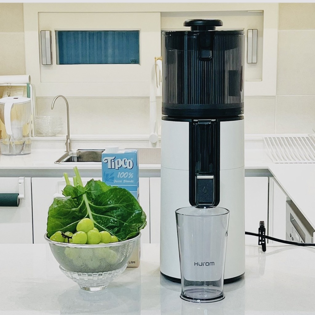 Máy ép chậm Hurom H400 màu trắng Shop Hàng Đức
