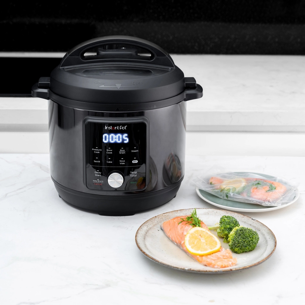 Nồi áp suất đa năng Instant Pot Essential 9 in 1 5,7L Shop Hàng Đức