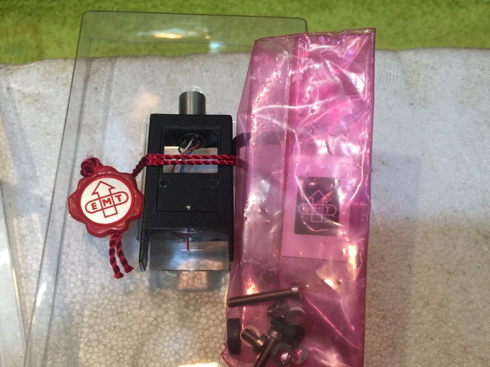 EMT 997 (Banana) Tonearm (Full box) Giang nhạc xưa