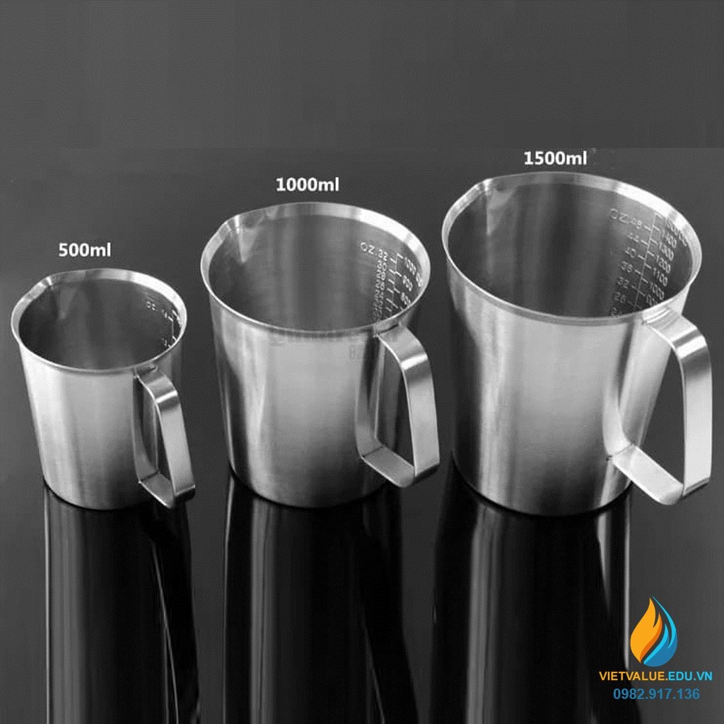 Ca inox 304 có chia vạch, có tay cầm, có mỏ, dung tích 500ml VIETVALUE