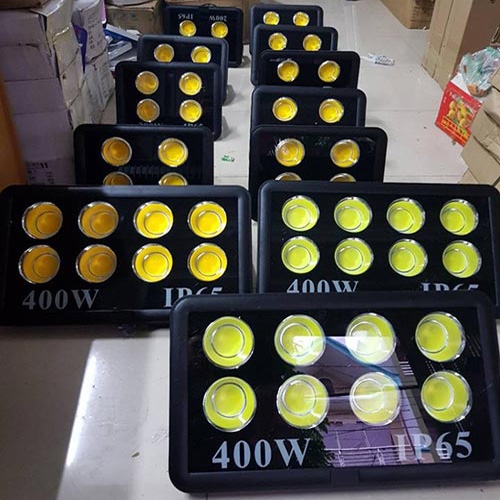 Đèn Pha LED 500w CÔNG TY TNHH XNK LCC VIỆT NAM