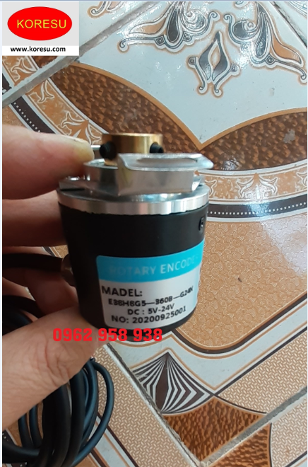 Encoder trục rỗng 8mm, pha ABZ, 100 xung, 360 xung. CÔNG TY TNHH KORESU