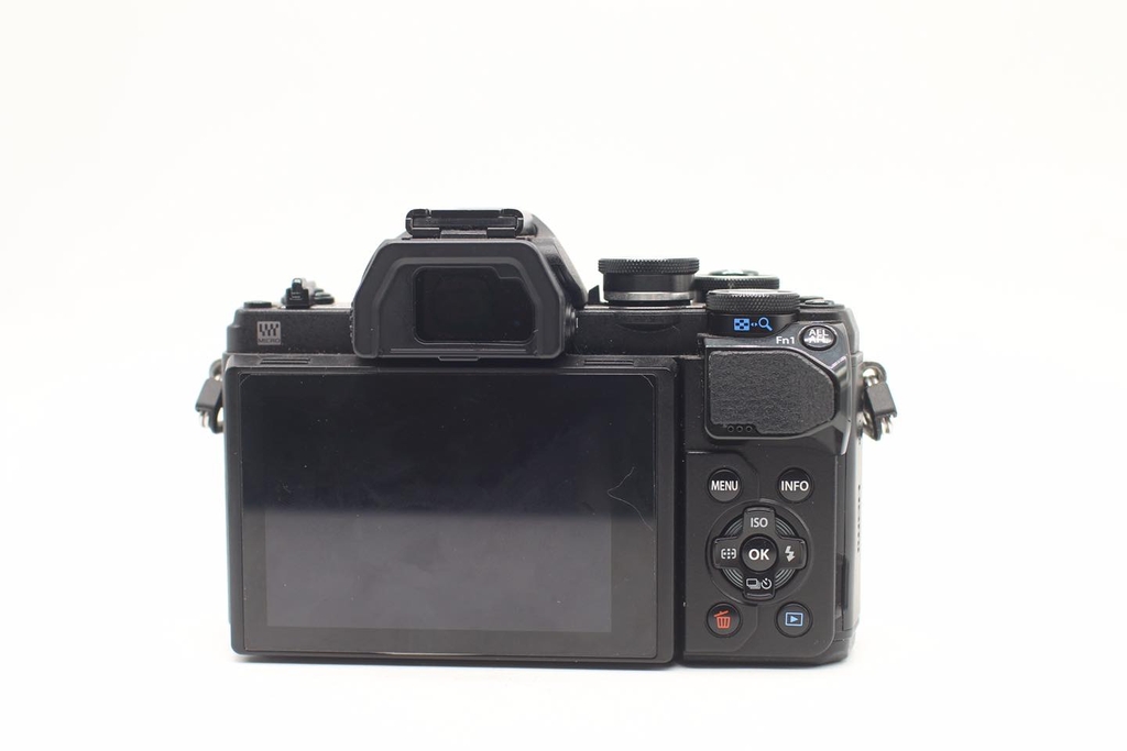 MÁY ẢNH OLYMPUS EM10 MARK III KÈM 14-42MM, 98% | Camera Jshop - Máy ảnh ...