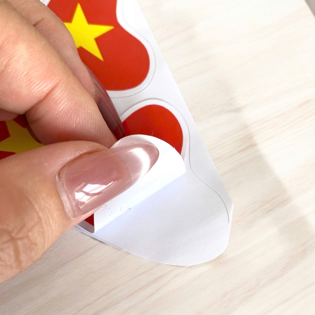 Set 10 sticker lá cờ và trái tim dán mặt, decal cờ việt nam