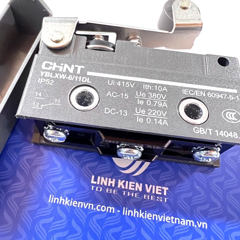 Công tắc hành trình YBLXW-6/11DL / chính hãng Chint / tương đương AZ-7141 D4MC-2020 TZ-7141 ...
