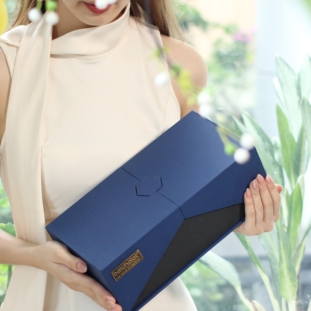 Truly Premium Chocolate Hamper - TP05