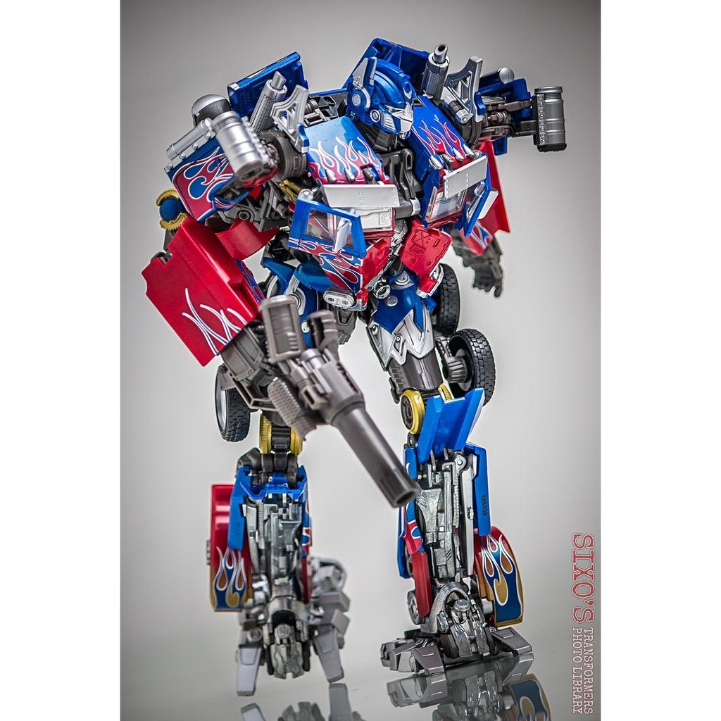 MASTERPIECE MOVIE SERIES MPM-04 OPTIMUS PRIME Gundam