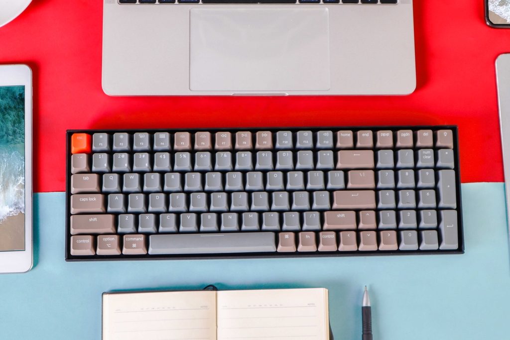 Bàn phím cơ KEYCHRON K4 ( Case Nhôm Led RGB ) - Lâm Phong Store