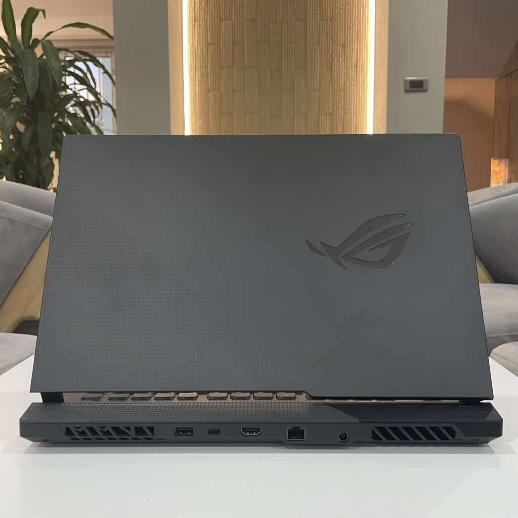 ASUS ROG Strix G513: Laptop Gaming cao cấp, cấu hình siêu khủng
