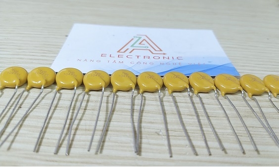 Varistor TVR10471 10D471 10K471 10% 471 470V RK-154 | Cửa hàng thiết bị ...