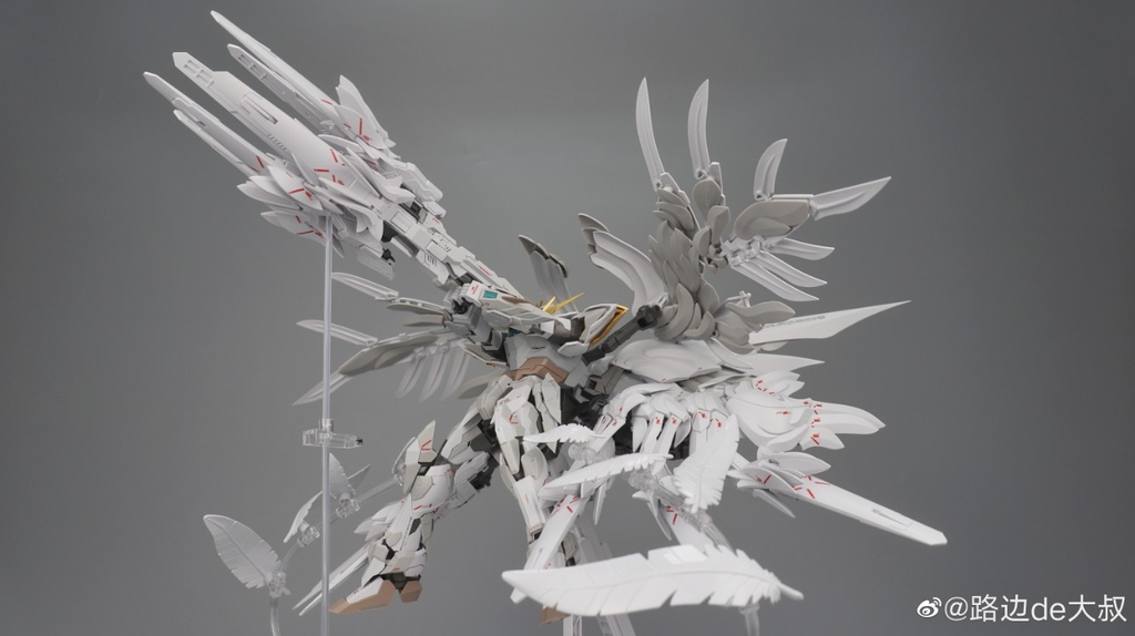 Mô Hình Gundam MG Wing Zero Snow White Prelude Super Nova 1/100 Master ...