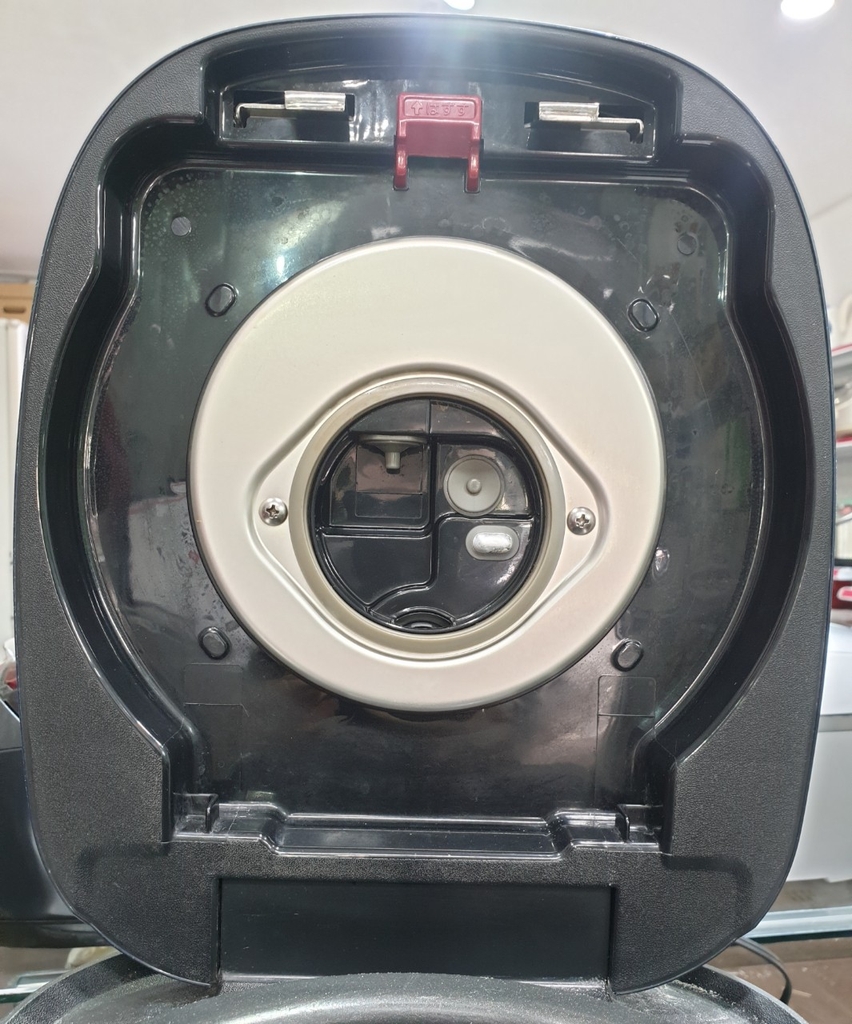 Nồi cơm điện cao tần áp suất IH Chính hãng Tiger JPC-A101 1.0 Lit màu xanh