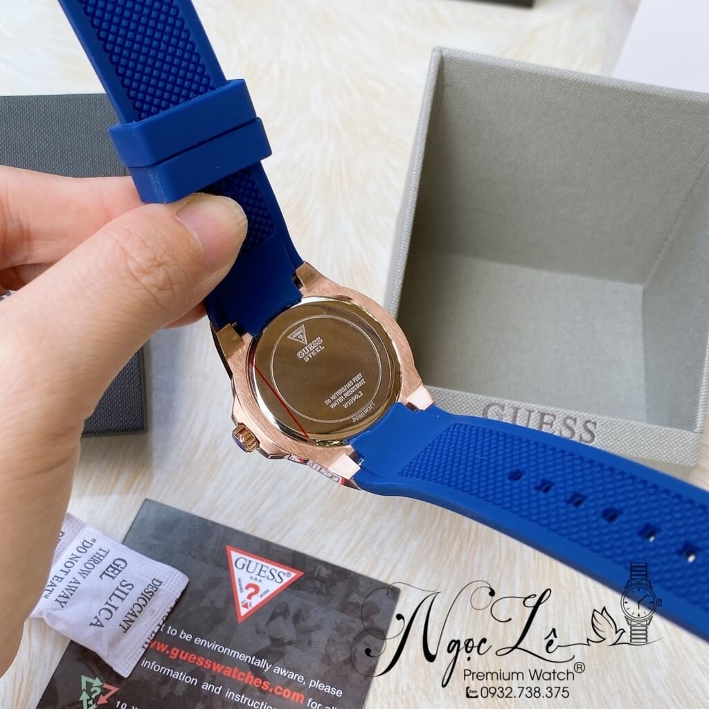 Đồng Hồ Guess W1094L2 Nữ Dây Silicon Màu Xanh Size 39mm Shop Đồng Hồ ...