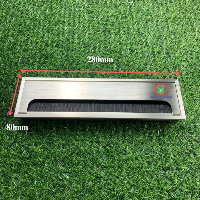 Nắp Hộp Điện Âm Bàn Nhôm Xước Màu Bạc 280 x 80 mm