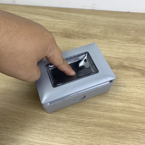 Hộp chống nước dành cho công tắc Panasonic WEG8973LH-VN