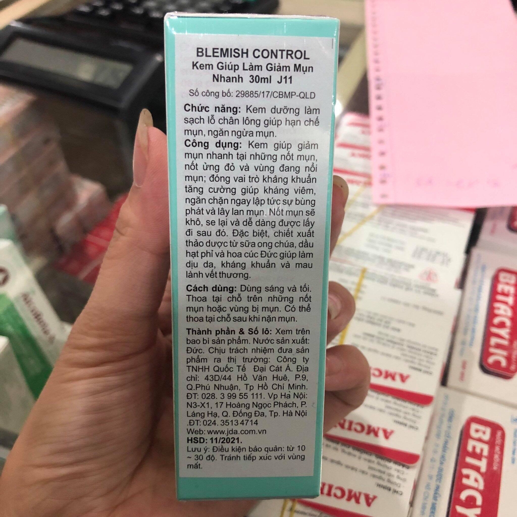 Kem trị mụn nhanh Jean D’Arcel Blemish Control | nhathuocyentrang