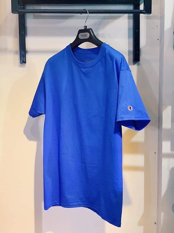 Champion Basic Tee with hand logo