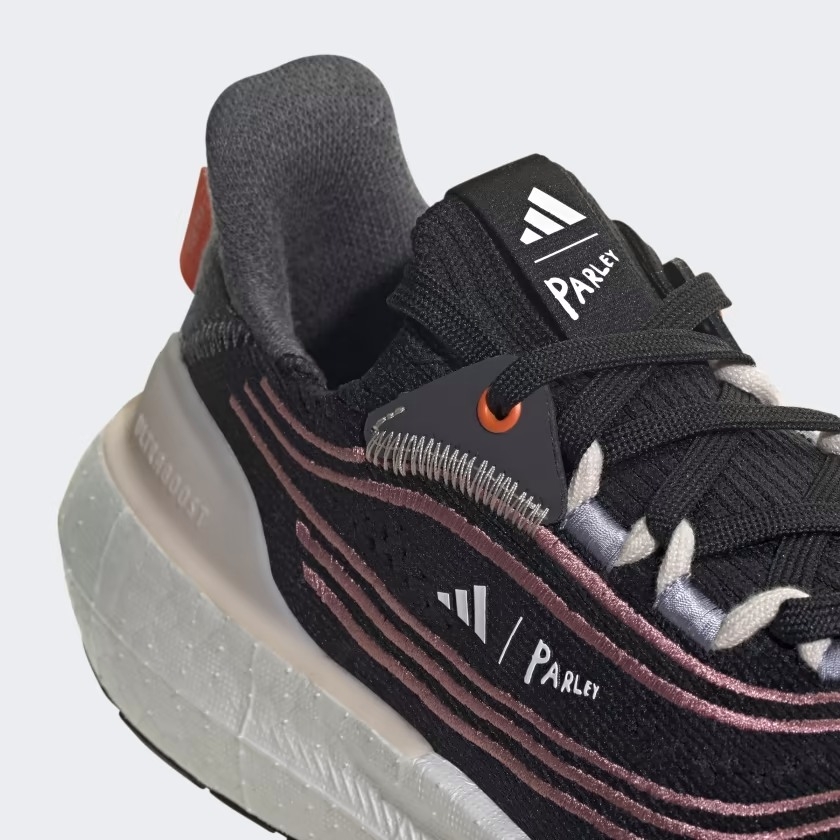 Giày Adidas Nam Chính Hãng - ULTRABOOST LIGHT - Màu đen | JapanSport HQ1399