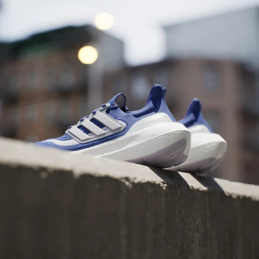 Giày Adidas Nữ Chính Hãng - ULTRABOOST LIGHT - Xanh | JapanSport IE1776